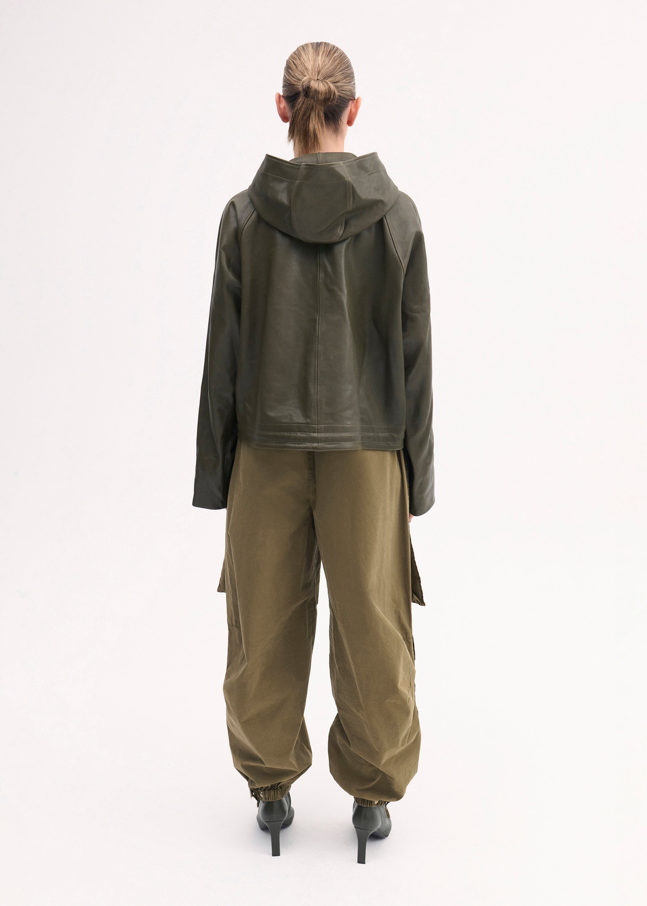 Workwear Pullover in Leather - Olive | CO